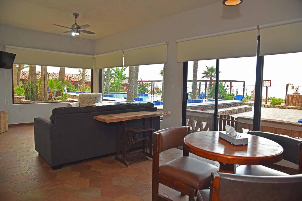 Los Pelicanos Hotel – Playas de Rosarito